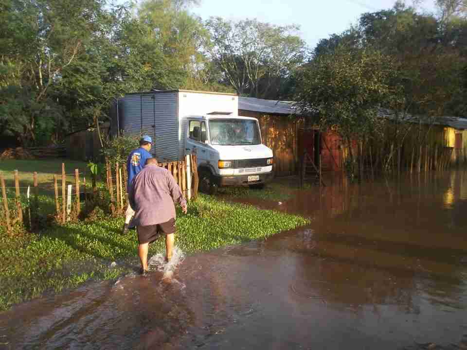 Cheia Do Rio Uruguai Obriga Famílias A Deixarem Suas Casas Em São Borja